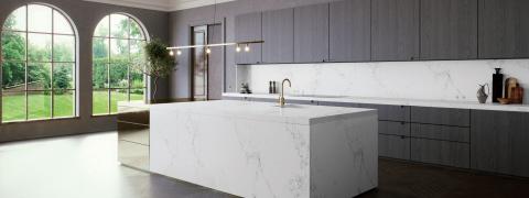 Caesarstone 5151 Empira White | Naturstein Risse